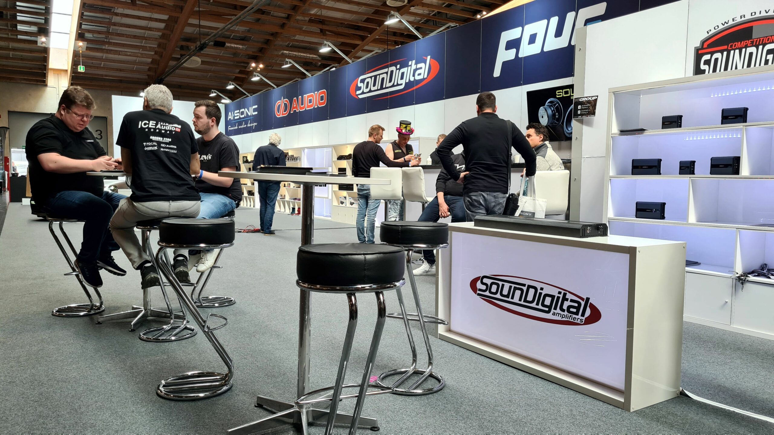 Equipment – Mobile Emotion